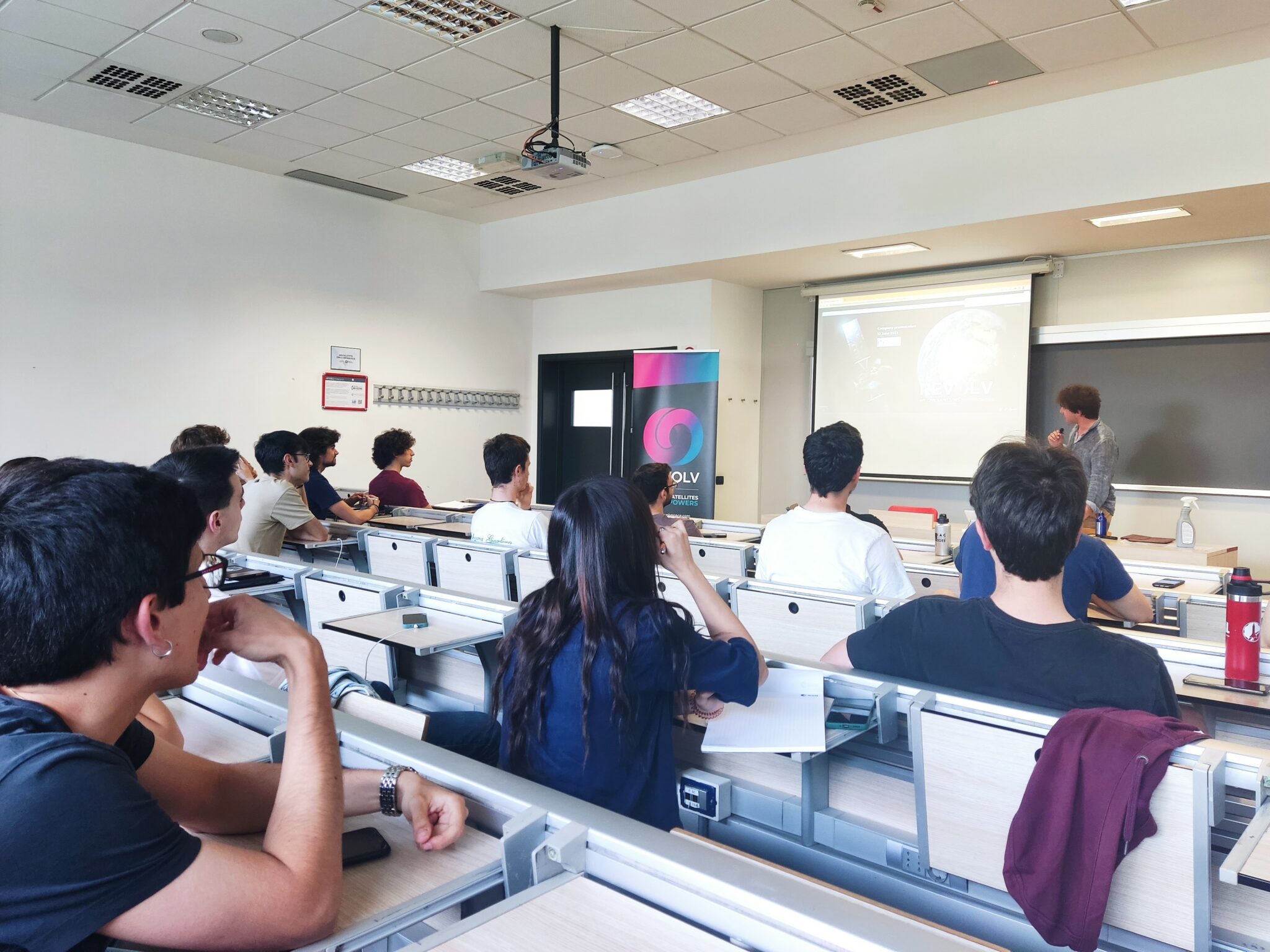 Revolv Space: A Cool Collaboration for PoliSpace in These Hot Days - PoliSpace